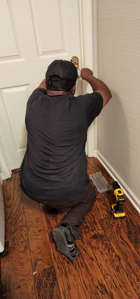 901 LOCKSMITH - Updated December 2025 - 20 Photos & 28 Reviews - 7166 ...