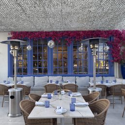 YAMAS GREEK KITCHEN + BAR - Updated December 2025 - 739 Photos & 365 ...