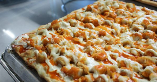 CHAMPION PIZZA - 81 Photos & 49 Reviews - 2008 Texas Ave S, College ...