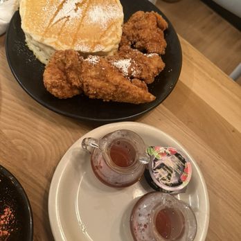 EGG REPUBLIC - Updated January 2026 - 157 Photos & 138 Reviews - 511 ...