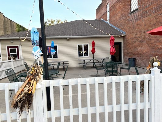 THUNDER BAR & RESTAURANT - Updated December 2025 - 30 Photos - 453 Main ...
