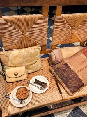 BISCOTTI CAFE & PASTRY SHOP - 82 Photos & 106 Reviews - 741 N Salina St ...