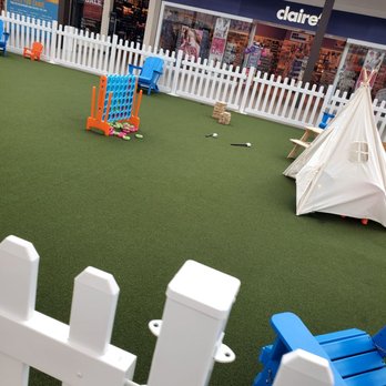 BROADWAY COMMONS - Updated April 2025 - 126 Photos & 160 Reviews - 358 ...