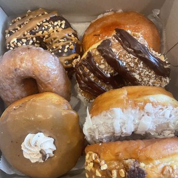DONUT RUN - Updated January 2025 - 377 Photos & 233 Reviews - 6904 4th ...