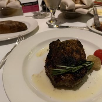 GRILL 225 - Updated December 2025 - 470 Photos & 455 Reviews - 225 E ...