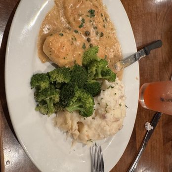 STRINGS ITALIAN CAFE LODI - Updated January 2026 - 225 Photos & 203 ...