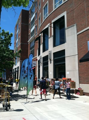 PHILADELPHIA RUNNER - Updated May 2025 - 37 Reviews - 3621 Walnut St ...