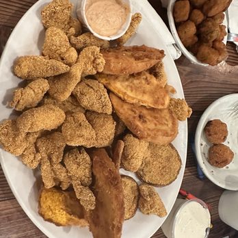 VERNON’S KUNTRY KATFISH - Updated October 2025 - 150 Photos & 409 ...