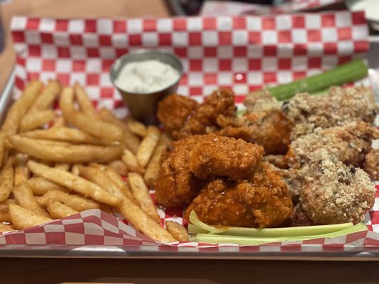 ROOS BAR PATIO GRILL - Updated August 2025 - 65 Photos & 56 Reviews ...