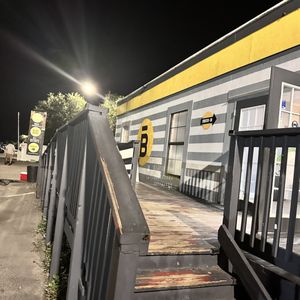 GEICO GARAGE - Updated February 2025 - 18 Photos & 25 Reviews - 400 W ...