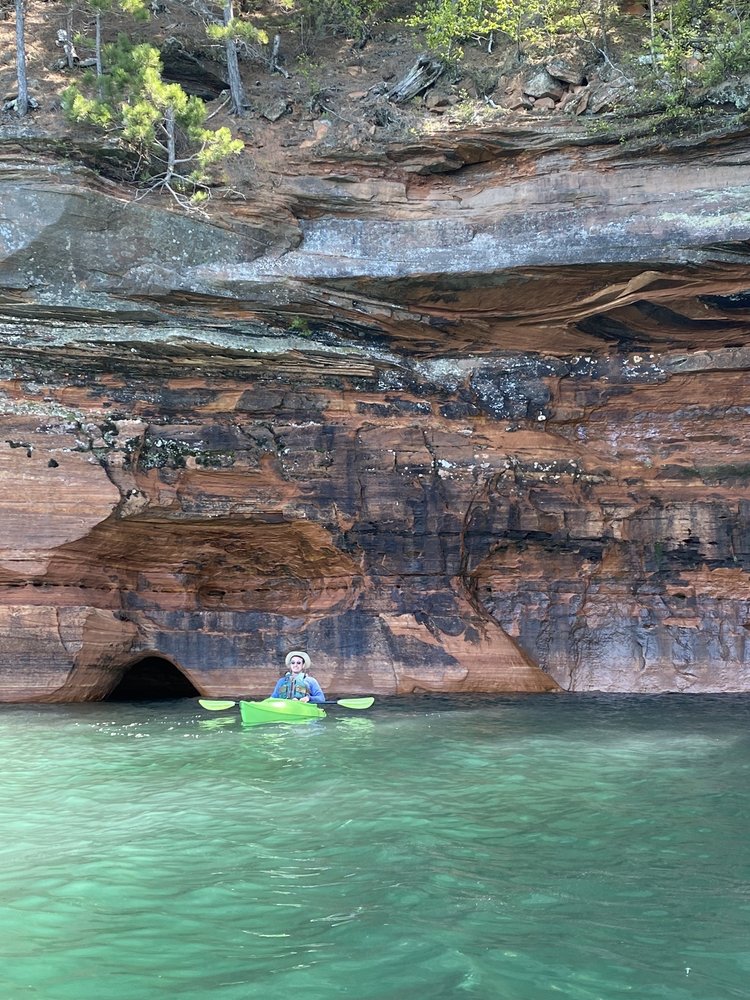 MEYERS BEACH- BAYFIELD SEA CAVES - Updated June 2025 - 11 Photos - 3491 ...