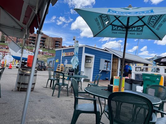 PUG RYAN’S LAKESIDE TIKI BAR - Updated October 2024 - 59 Photos & 92 ...