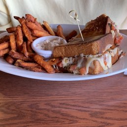 REDZ RESTAURANT - Updated August 2025 - 74 Photos & 88 Reviews - 515 ...