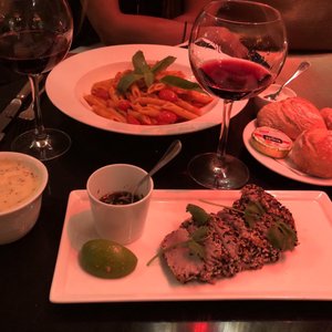 LE MATIGNON - 65 Photos & 72 Reviews - 3 avenue Matignon, Paris, France ...