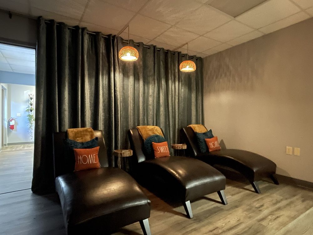 BRICK CITY SPA - Updated November 2025 - 3304 SE Lake Weir Ave, Ocala ...