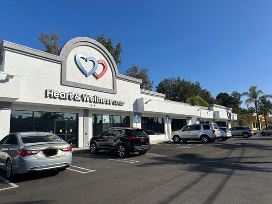 HEART & WELLNESS CENTER - Updated January 2026 - 1415 E 8th St ...