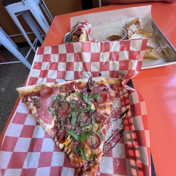CATALYST PIZZA - Updated January 2025 - 72 Photos & 109 Reviews - 314 ...