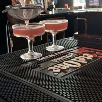 FIRST ROUND - Updated December 2025 - 115 Photos & 40 Reviews - 3901 ...