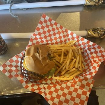 KNOCKOUT BURGER - Updated April 2025 - 120 Photos & 440 Reviews - 2971 ...