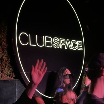 CLUB SPACE - Updated July 2025 - 223 Photos & 413 Reviews - 34 NE 11th ...