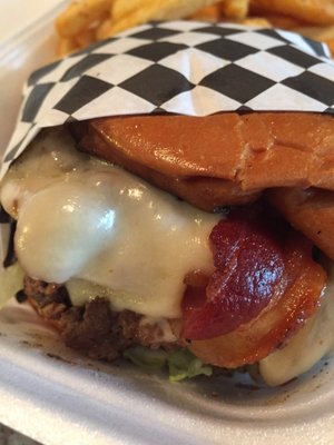 BEST BURGER JAX FOOD TRUCK - 29 Photos & 19 Reviews - Yelp