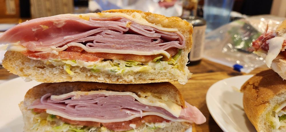 LIUZZI GOURMET FOOD MARKET - Updated January 2026 - 346 Photos & 165 ...