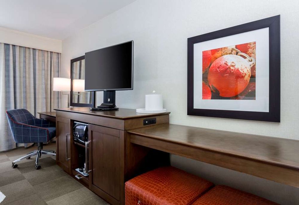 HAMPTON INN & SUITES SAN DIEGO-POWAY - 174 Photos & 100 Reviews - 14068 ...
