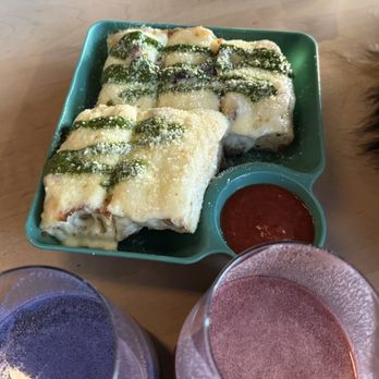 CUSHWA AND RAD PIES TAPROOM - Updated July 2025 - 227 Photos & 109 ...