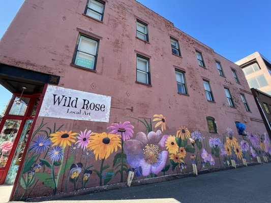 WILD ROSE MURAL - 115 N 6th St, Springfield, IL - Yelp