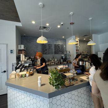 DELLA COFFEE - Updated December 2025 - 183 Photos & 75 Reviews - 1000 W ...