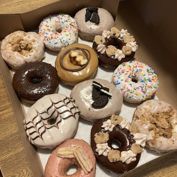 BOXCAR DONUTS - Updated December 2025 - 12 Photos & 13 Reviews - 478 ...