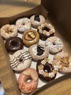 BOXCAR DONUTS - Updated October 2025 - 12 Photos & 13 Reviews - 478 ...