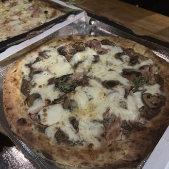 SIGNORA PIZZA - Updated September 2025 - 67 Photos & 24 Reviews - 9915 ...