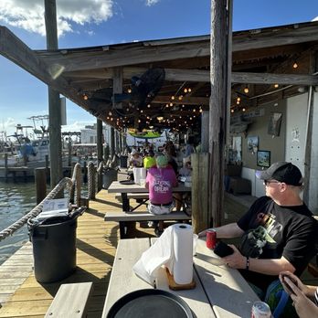 STAR FISH CO SEAFOOD MARKET AND RESTAURANT - Updated April 2025 - 1095 ...