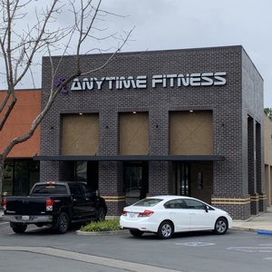 IN-SHAPE FITNESS - Updated October 2025 - 211 Photos & 330 Reviews ...