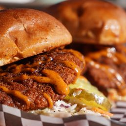 HABIBI’S HOT CHICKEN - Updated July 2024 - 299 Photos & 358 Reviews ...