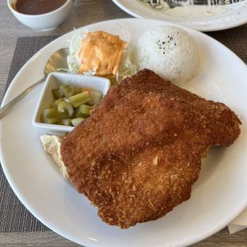 KARDEN - Updated July 2025 - 289 Photos & 77 Reviews - 630 Broad Ave ...