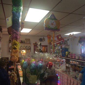 PORT CLINTON PEANUT SHOP - Updated January 2025 - 201 Photos & 28 ...