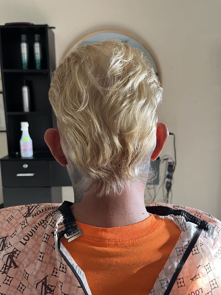 STYLIST CUTS - Updated January 2025 - 29 Photos - 1222 Monaco Ct ...