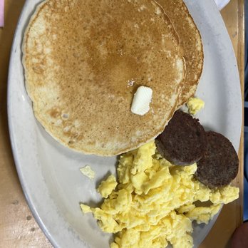 CAFÉ LAGO - Updated November 2024 - 90 Photos & 309 Reviews - 1200 ...