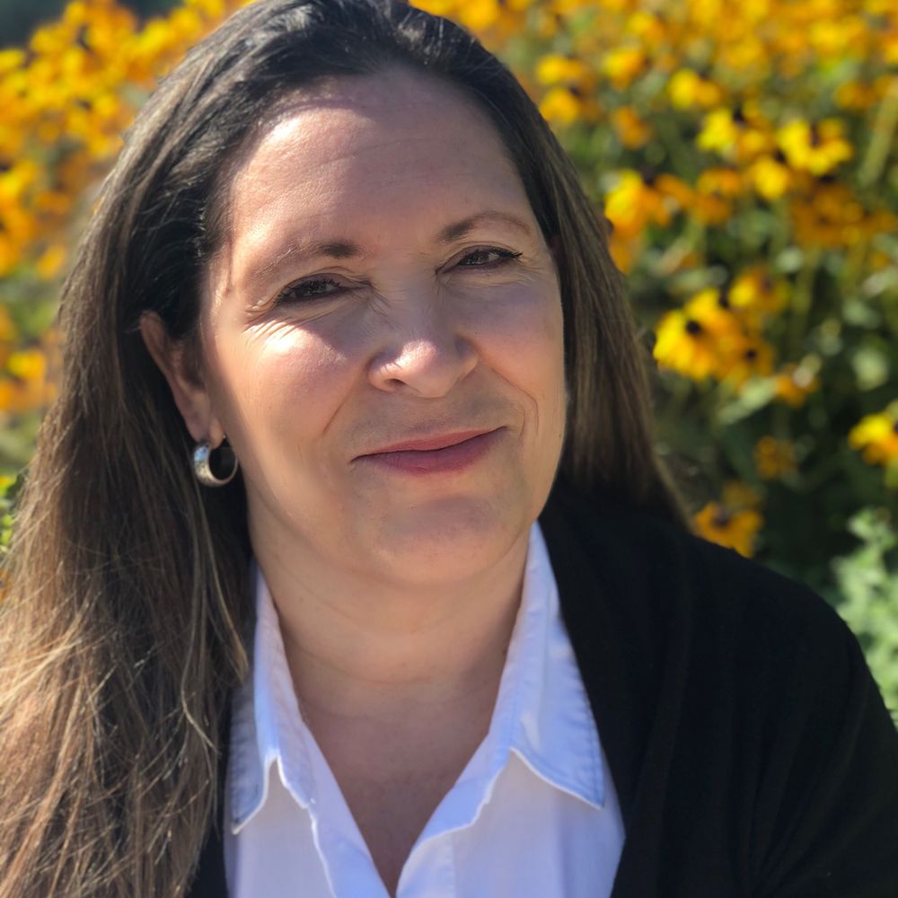 Catherine Mackie's Instagram, Twitter & Facebook on IDCrawl