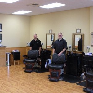 FIVE POINTS BARBER SHOP - Barbers - 1801 Glenwood Ave, Raleigh, NC ...