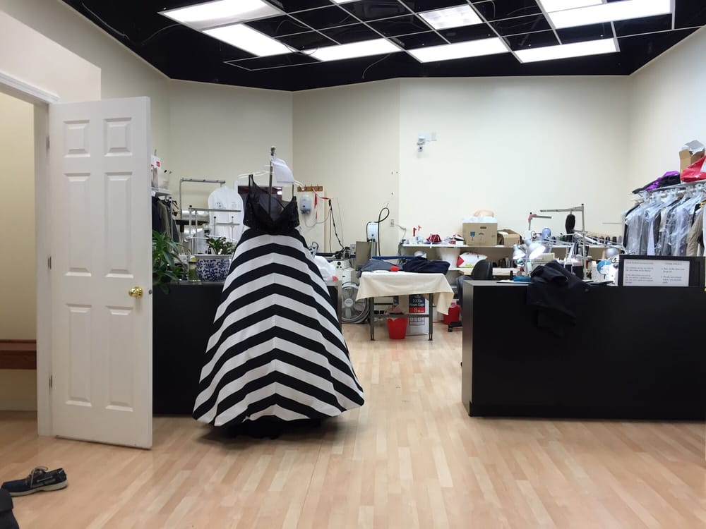 PROFESSIONAL TAILOR - Updated January 2026 - 10 Southdale Center Dr ...