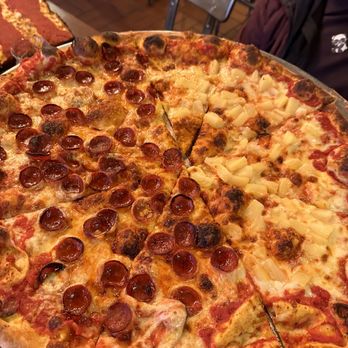 PROVIDENCE PIZZA - Updated January 2025 - 244 Photos & 371 Reviews ...