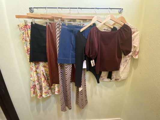 CLEMENTINE - Updated December 2025 - 29 Photos & 65 Reviews - 3118 W ...