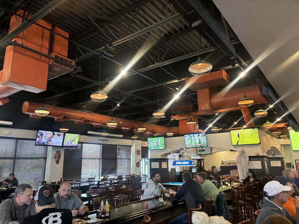 BREWSKI’Z PUB AND GRILL - Updated October 2025 - 13 Photos & 16 Reviews ...