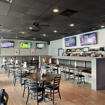 1801 TAVERN - Updated January 2026 - 29 Photos & 22 Reviews - 9721 ...