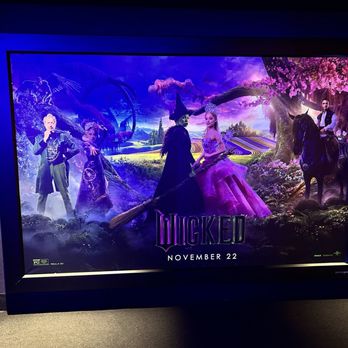 REGAL NORTH HOLLYWOOD - Updated November 2025 - 379 Photos & 197 ...