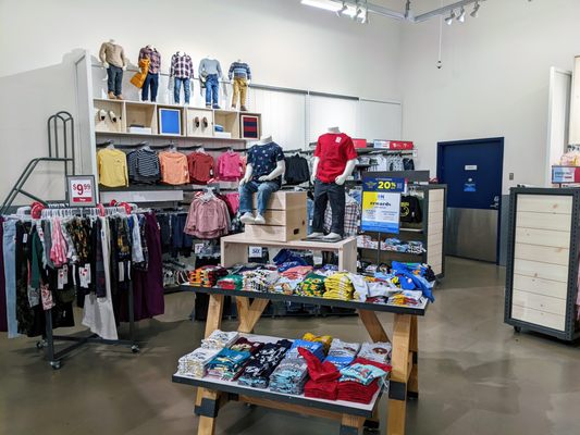 OLD NAVY - 31 Photos & 28 Reviews - 260 Meyerland Plaza Mall, Houston ...