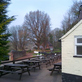LOCK INN - Updated August 2025 - Wolverley Road, Kidderminster ...